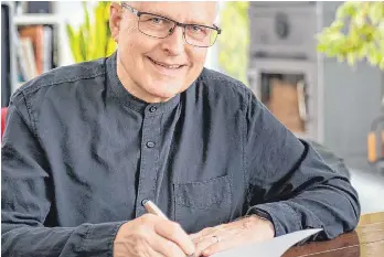 „Eine Socke zu wenig“- Autorenles­ung mit Ingo Stauch - PressReader