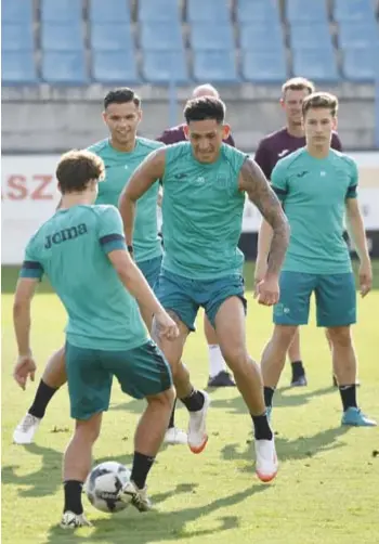 “Het einde van de transferma­rkt wordt nog héél druk” - PressReader