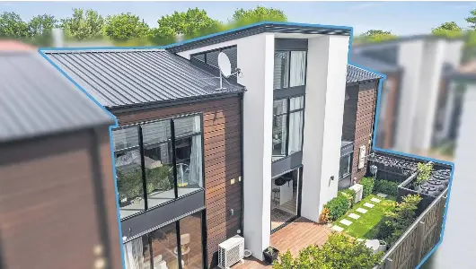 Oversized townhouse delivers desirable urban lifestyle - PressReader