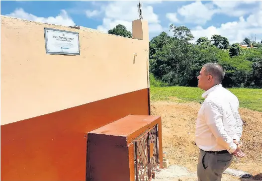 20,000-gallon tank installed at Albert Town High - PressReader