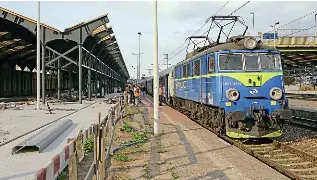 Polish freight locos help out for summer ‘extras’ - PressReader