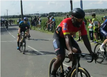 Landerneau quitte le sprint - PressReader