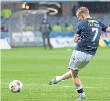 Cameron ‘does it again’ as boss Docherty heaps praise on team display - PressReader