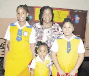 Glowell Prep School teachers, parents pray together - PressReader