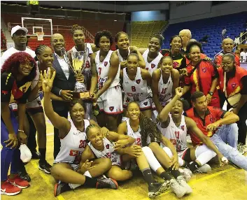 Macedo ergue primeiro troféu da temporada’24 - PressReader