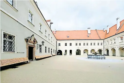 Ein Hof der Ruhe für Sankt Pölten - PressReader