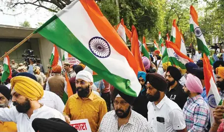 India police seek Sikh leader, arrest separatist supporters - PressReader