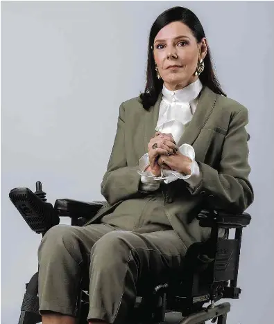 ‘Normalizei ser uma das únicas’, diz repórter cadeirante do Fantástico ...