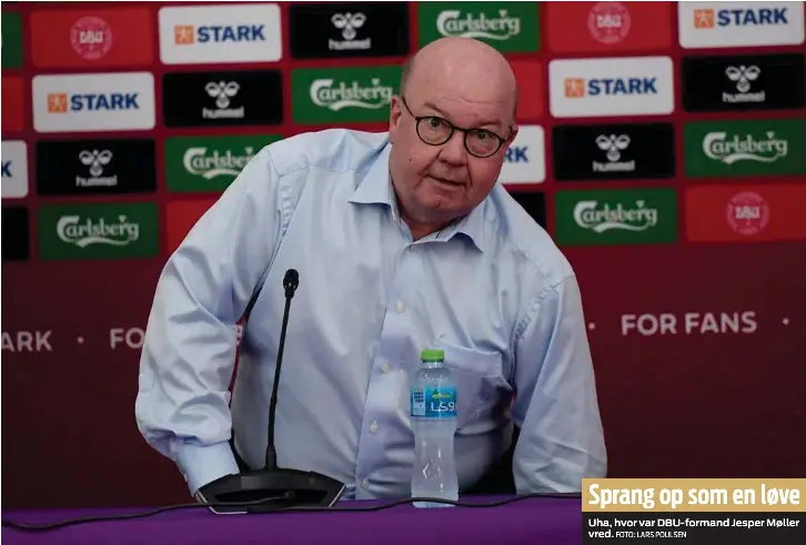 Falder ned som et lam - PressReader