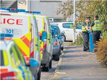 Axe attacker locked up after threatenin­g ex - PressReader