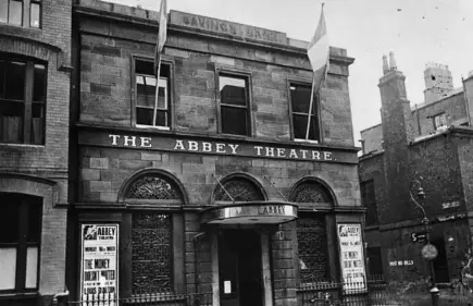 On This Day: “The Playboy of the Western World” opens at Dublin's Abbey Theater - PressReader
