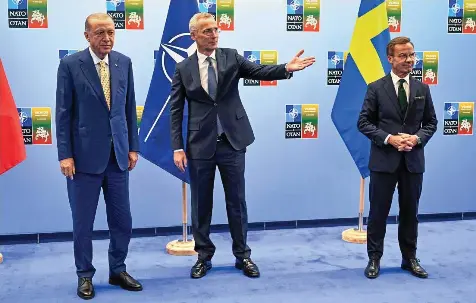 Erdogan erpresst die Nato – und scheitert - PressReader