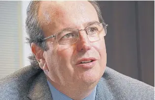 con miguel celorrio, gerente de farmanet - PressReader
