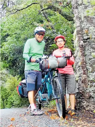 Extraordin­ary duo, 72, complete epic journey - PressReader