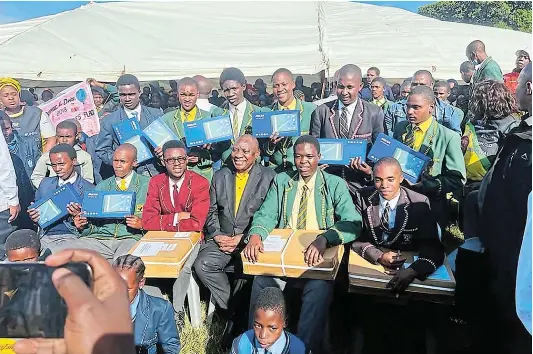 Ramaphosa makes surprise visit to boys’ dialogue - PressReader