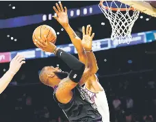 James and Lakers down Suns while Bucks romp past Knicks - PressReader