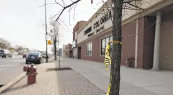 32 SHOT, 7 FATALLY, ON EASTER WEEKEND - PressReader