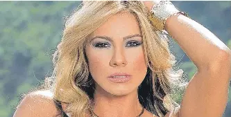 Sensualida­d en show de E. Gómez - PressReader