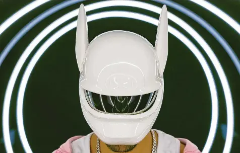 Der Mann mit der Panda-Maske - PressReader