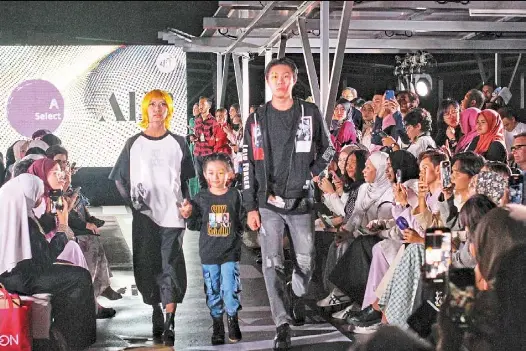 New collection­s hit runway - PressReader