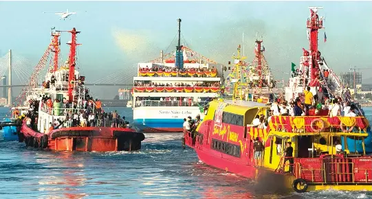 Cebu fluvial procession: A show of devotion - PressReader