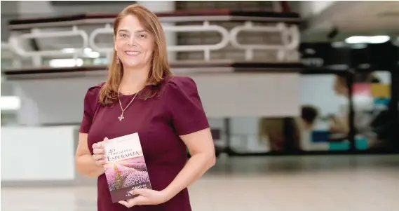 40 Regalos de Esperanza: Un libro de Paula Umaña que da aliento en la ...