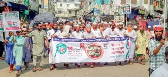 Suspected mugger killed, 2 injured in mob beating in Old Dhaka - PressReader