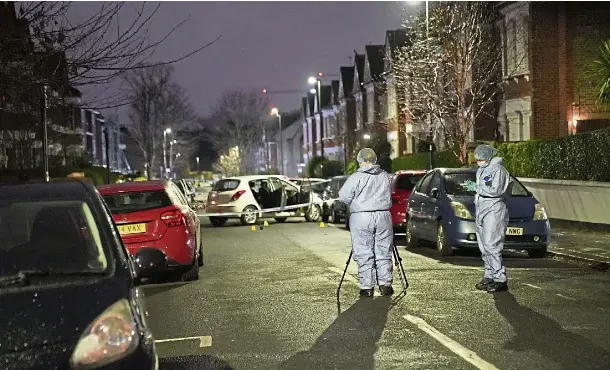 Police hunt for suspect in ‘ghastly’ street attack - PressReader