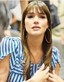 Enfocada en sus hijos tras divorcio - PressReader