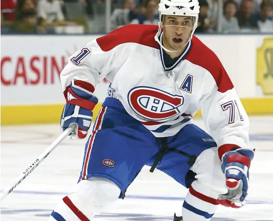 Les Huskies retirent la bannière de Mike Ribeiro - PressReader