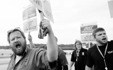 UPS reaches tentative contract with 340,000 workers - PressReader