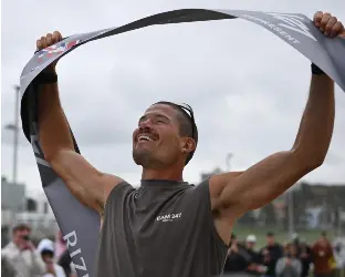 William Goodge smashes record after running across Australia in 35 days ...