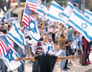 Israel steps up Gaza offensive, kills senior Hamas figures - PressReader