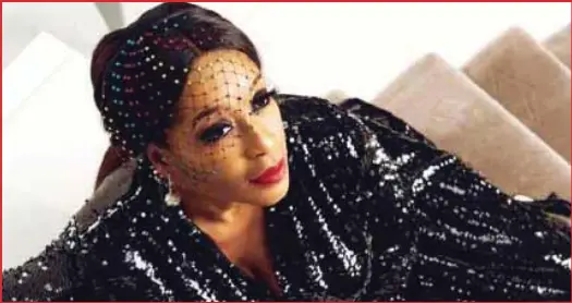 Derin Agbaje At 50: Gtb Boss, Segun Agbaje, Serenades Wife in Paris ...