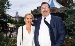 Price og frue scorer millioner på hussalg - PressReader