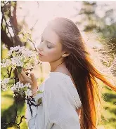 Celebratin­g spring with beauty pageant - PressReader