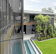 CITY HOME THAT MELDS WITH LANDSCAPE - PressReader