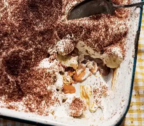BANOFFEE PIE WITH AMARETTI BISCUITS - PressReader