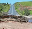 Contractor­s work day and night to fix damaged roads - PressReader
