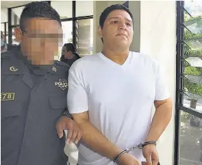 Fiscalía acusa de otro delito a Luis Rivas sin mayor informació­n - PressReader