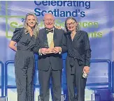 University professor receives Lifetime Achievemen­t award - PressReader