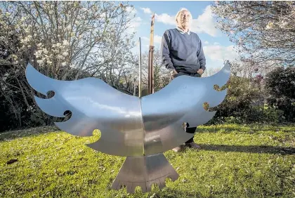 NZ mourns art icon Fred Graham - PressReader