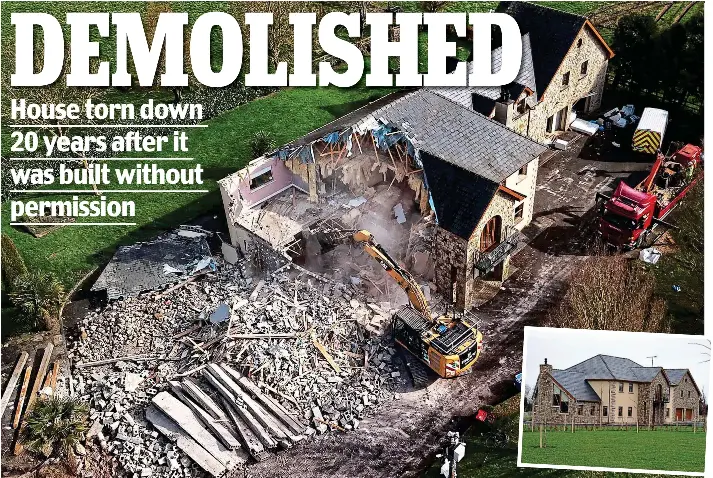DEMOLISHED | Irish Daily Mail | PressReade­r