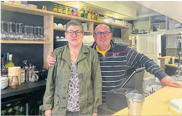 La brasserie Le Grillon fait son grand retour avec de nouveaux propriétai­res - PressReader