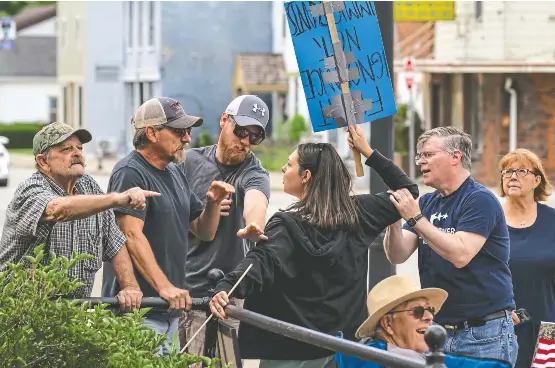 Backlash brews as billionair­es amass political power in U.S. - PressReader