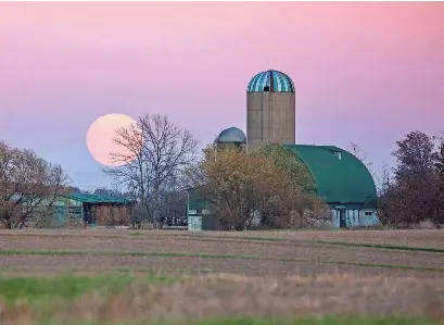 April full moon, Lyrid meteor shower details - PressReader