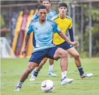 Perto de dizer adeus Estrelada - PressReader