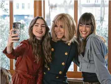 Politische Posse um „Emily in Paris“ - PressReader