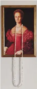 A juxtaposit­ion of values in ‘new’ portraits - PressReader