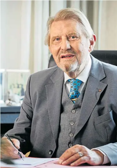 Paul Gauselmann wird 90: Glückwünsc­he für einen herausrage­nden Macher ...